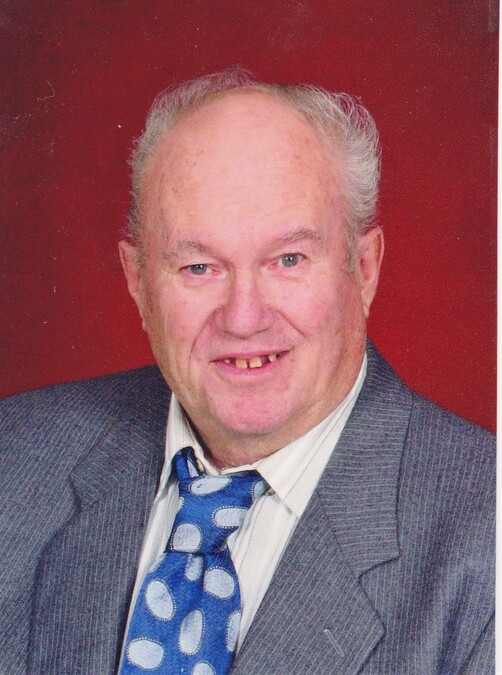 Robert "Gordon" White Obituary - Kincardine, ON | Davey - Linklater ...